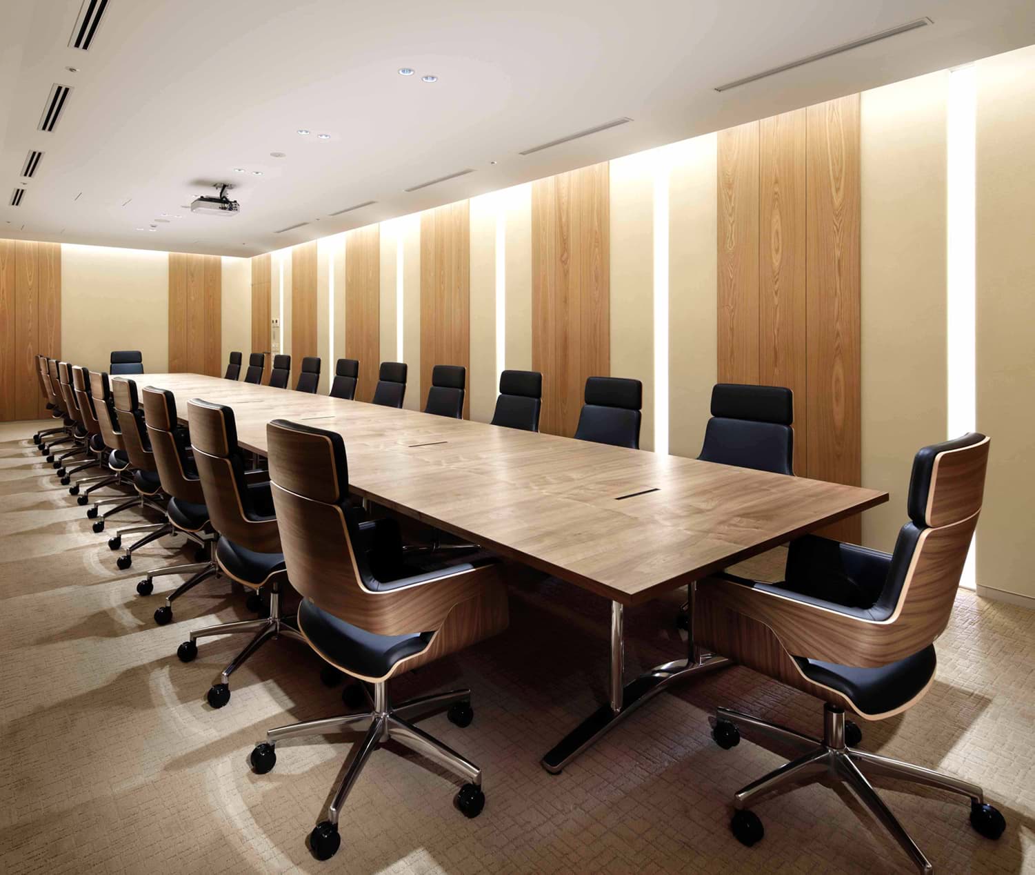 A 1700 LEG EVO Conference Table. Bauhaus Movement